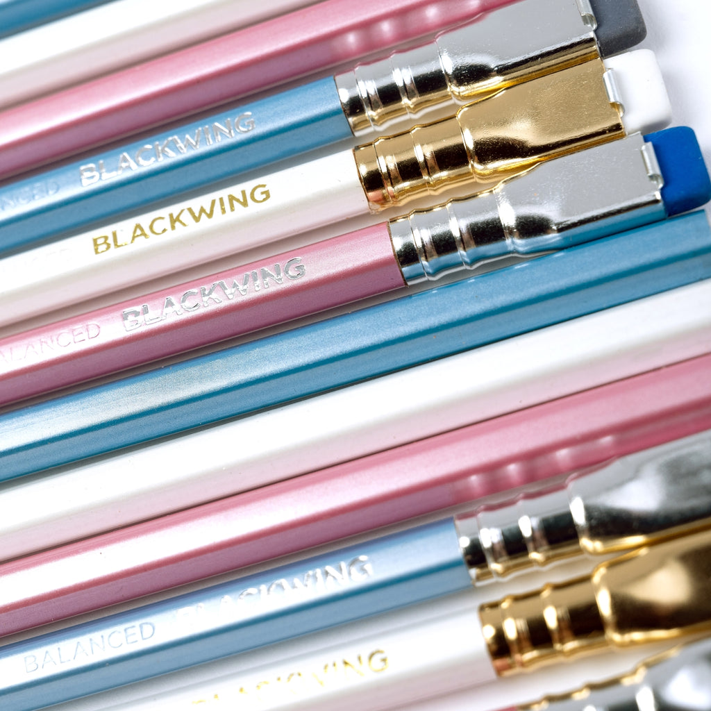 Holiday Mixed Set - Blackwing Pearl - Set of 12 | Pencils.com